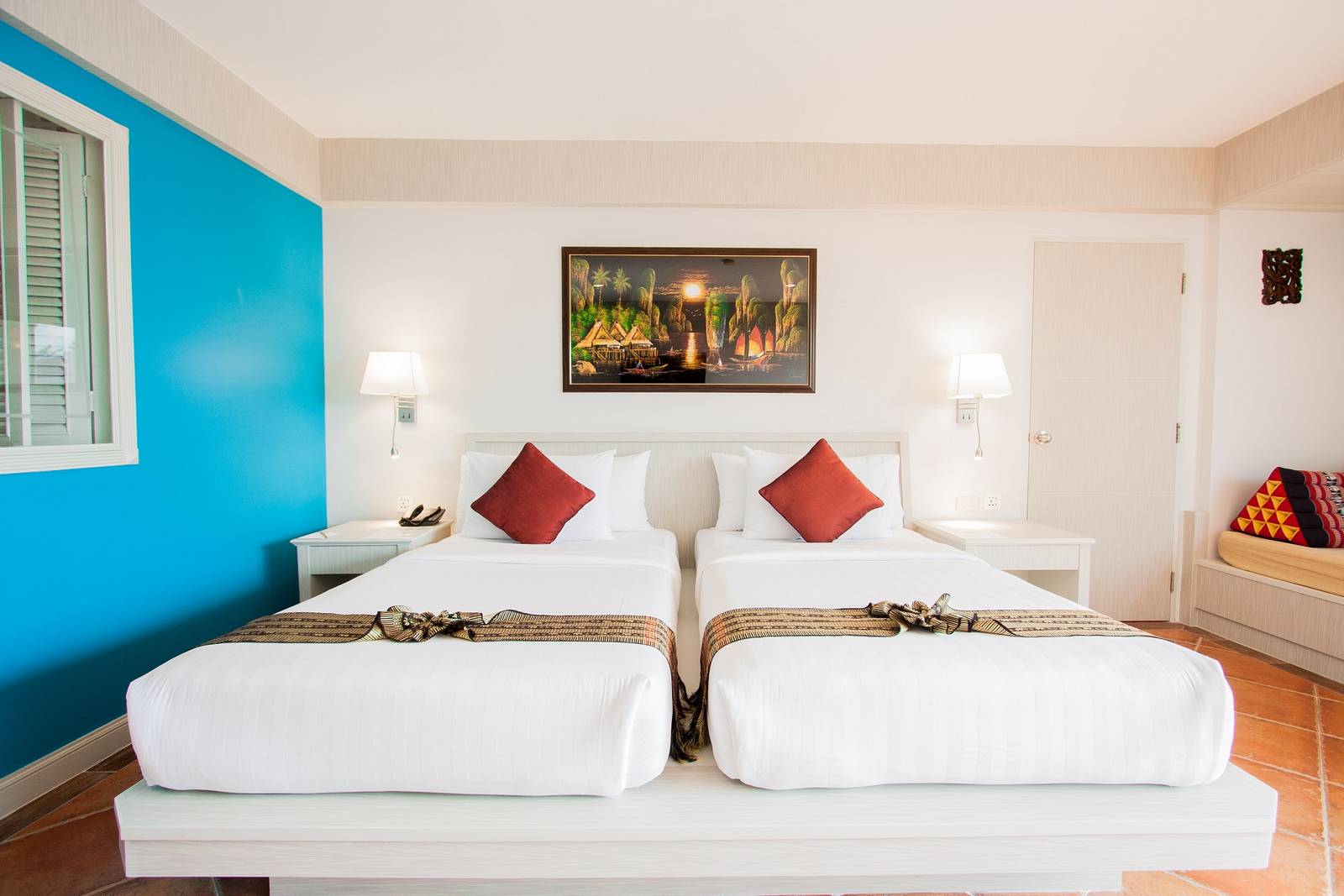 Deluxe Room – KARON SEA SANDS RESORT & SPA